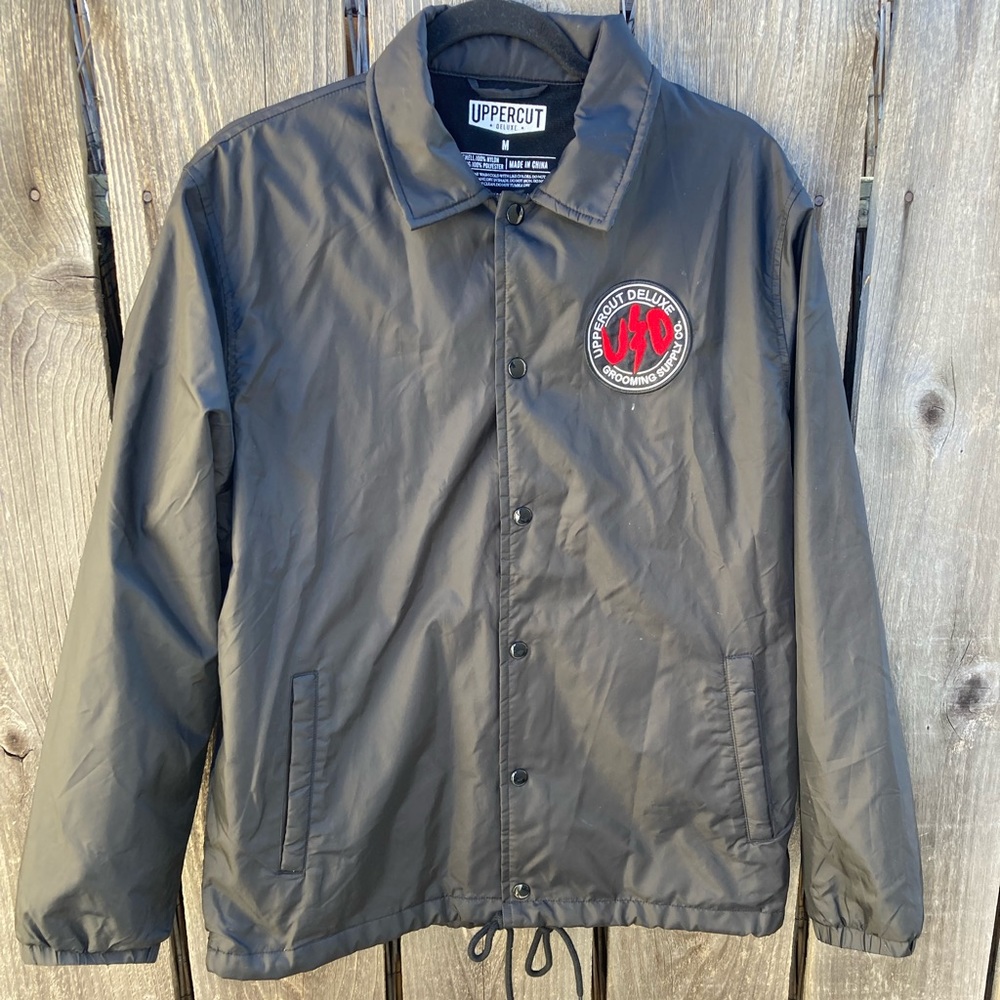 Men's Uppercut Deluxe Black Grooming Logo Button-Fron… - Gem